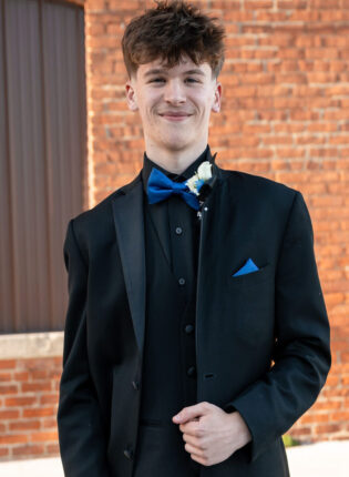 Louie's Tux Shop | Model Search