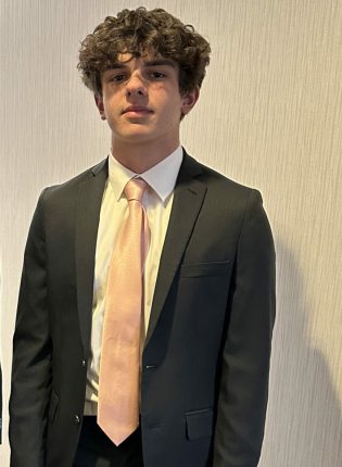 Louie's Tux Shop | Model Search